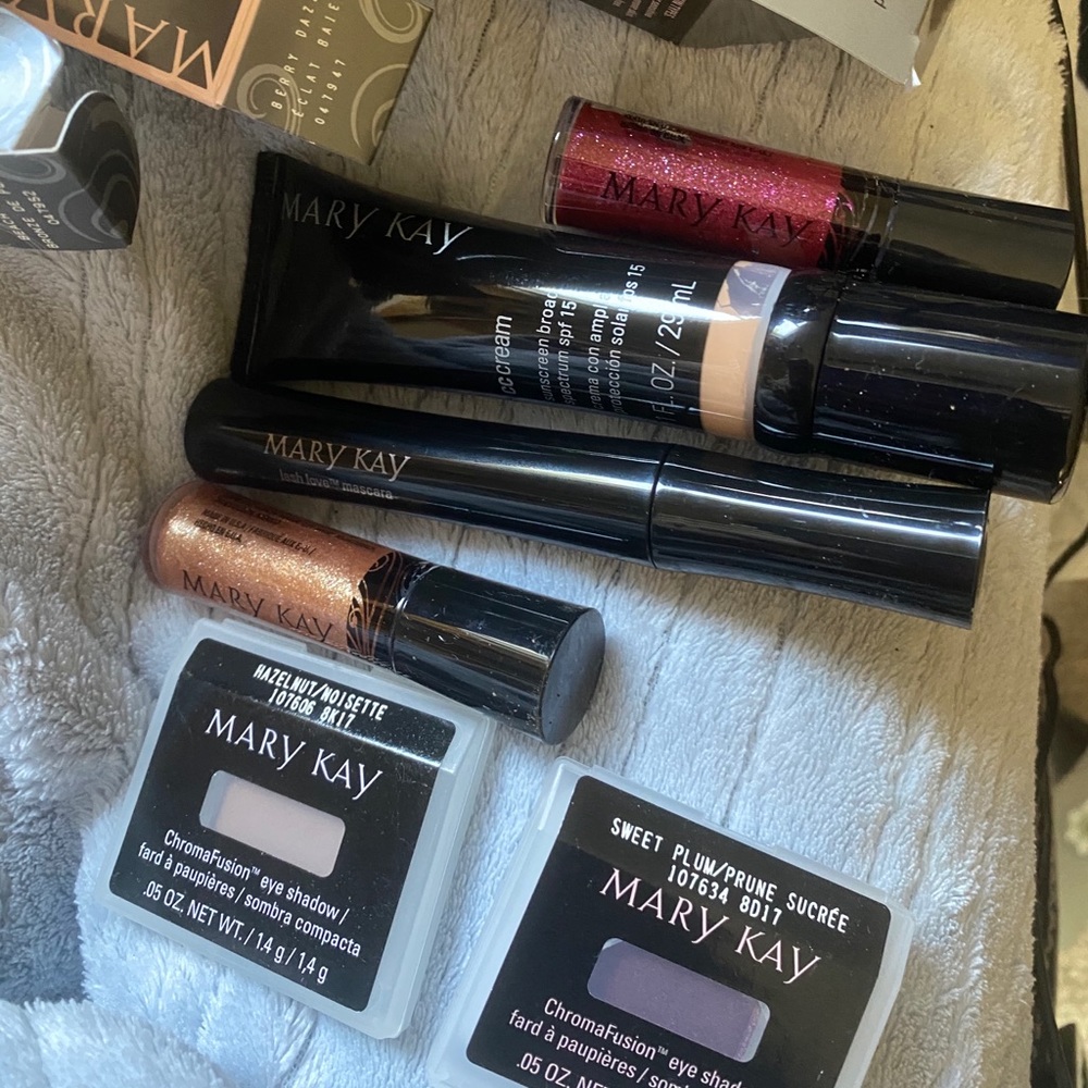 Mary Kay Bundle - Gem